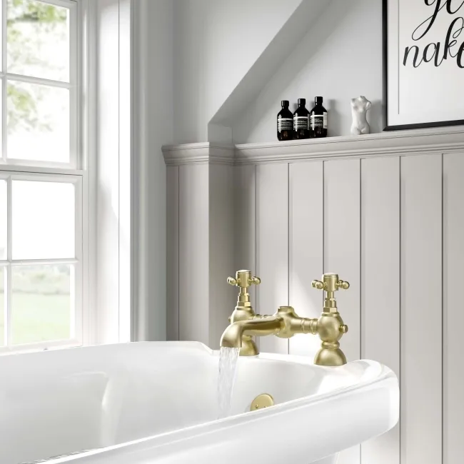 Tweed Traditional Bath Filler | Brushed Brass | Bathroom Mountain